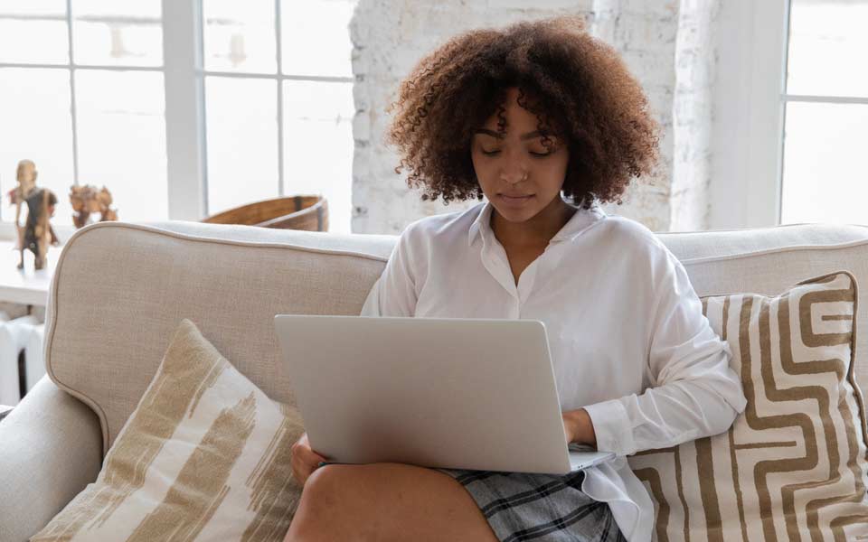 UNNAR Surabaya, Kampus Modern di Surabaya - Universitas123