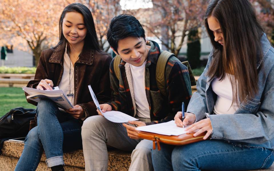 11 Alasan Masuk Jurusan Manajemen, Jurusan Favorit Para Lulusan SMA ...