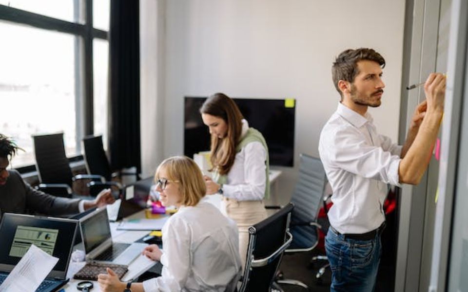 Yuk Kenali Lebih Jauh Tentang Thompson Rivers University Master ...